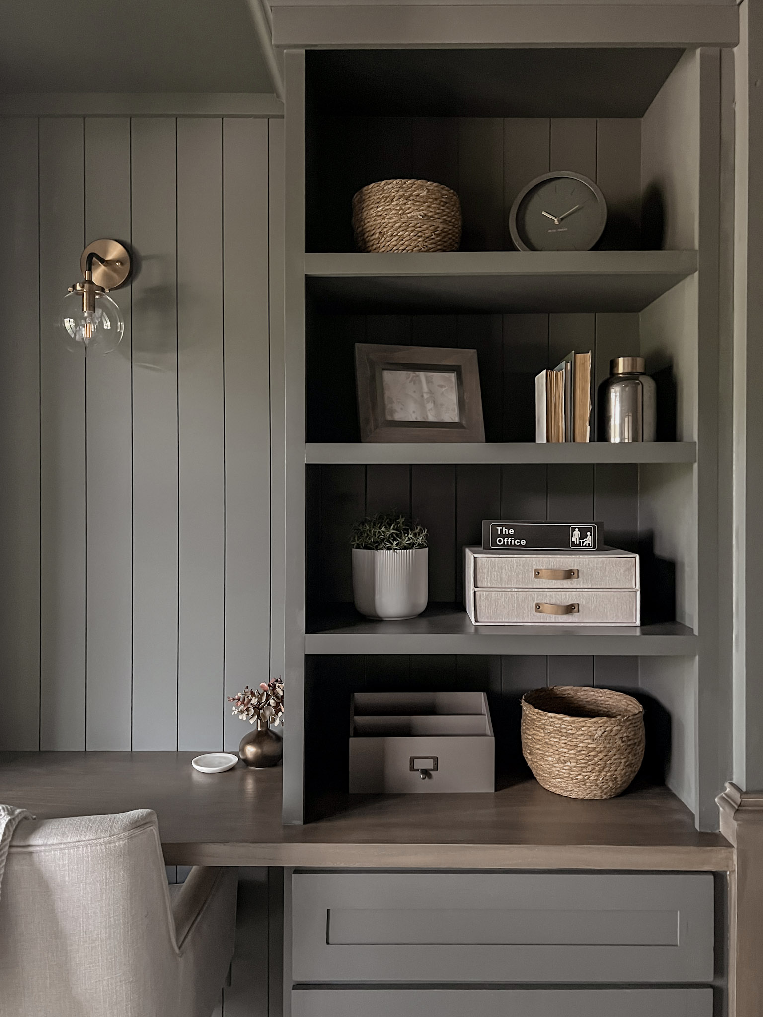 How to Style and Decorate Your Shelves or Built-Ins: Full Design ...